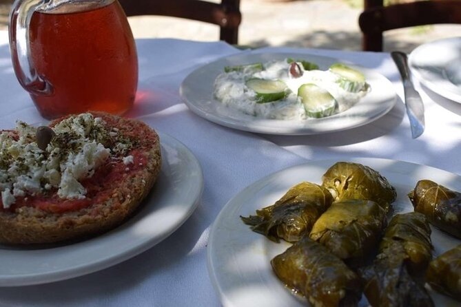 Heraklion: Cretan private cooking lesson with lunch in Arolithos - Who Will Enjoy This Experience?