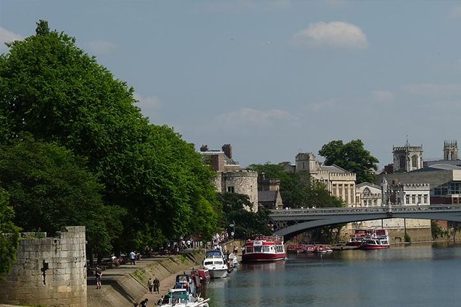Private Ghost Tour of York - Why Consider a Private Ghost Tour of York?