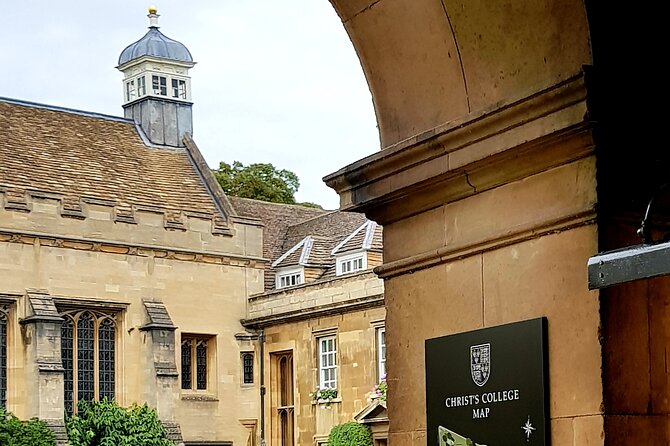 Tangential Cambridge: Group Walking Tour of Sights and Highlights - A Deep Dive into the Tour Experience
