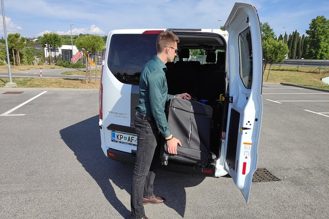 Transfer from Zagreb Airport to Koper