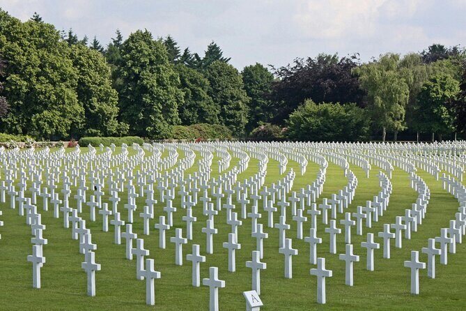 2 Hour Guided Walking Tour in Omaha Beach US Cemetery