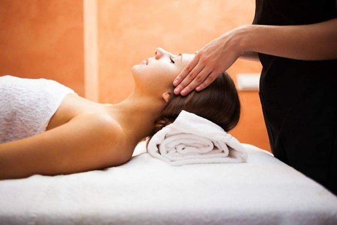 120 minutes Full Body Relaxing Massage + Head Massage + Feet Massage For Couples