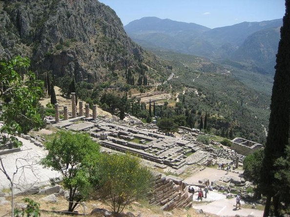 2 Day Private Tour Of Delphi, Thermopylae & Meteora From Athens