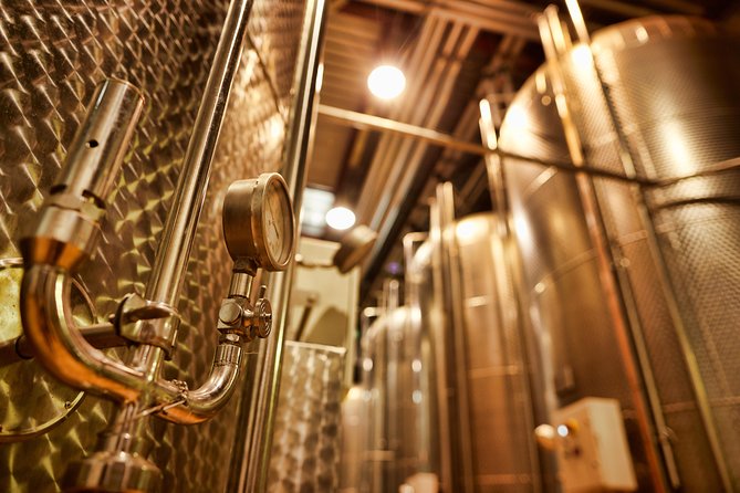 2 Hour Sparkling Wine Tasting and visit in Beaune