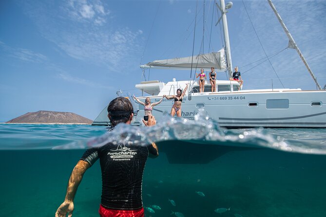 4-Hour Sailing Tour of Lobos Island from Fuerteventura
