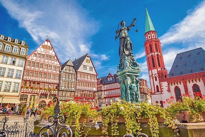 Airport Transfer: Airport FRA to Frankfurt by Luxury Van