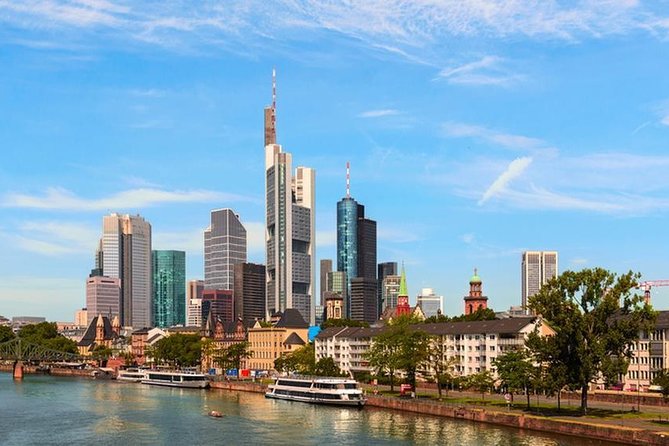 Airport Transfer: Frankfurt to Airport FRA by Business Car
