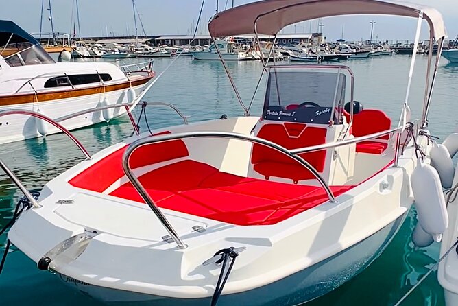 Amalfitan coast boat rent no license or with professional skipper