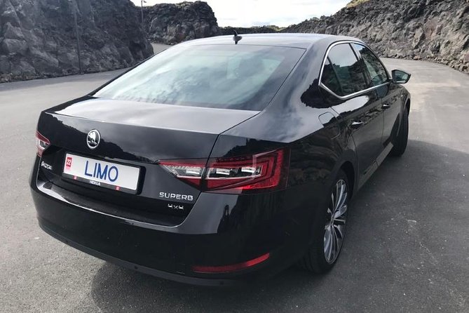 Arrival in Iceland - Private airport transfer from KEF Airport