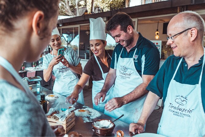 Authentic Pasta Cooking Class in Sorrento with Wine