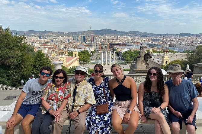 Barcelona City Tour: Gothic Pedrera, Sagrada Familia & Park Güell