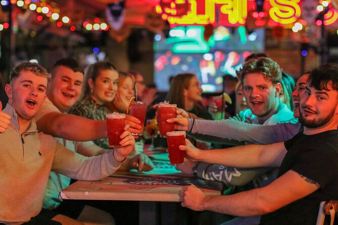 Budapest: Bar Crawl Tour with Drinks and Shots Included
