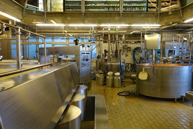 Cheese, Chocolate and Wine in the Bern Region from Luzern