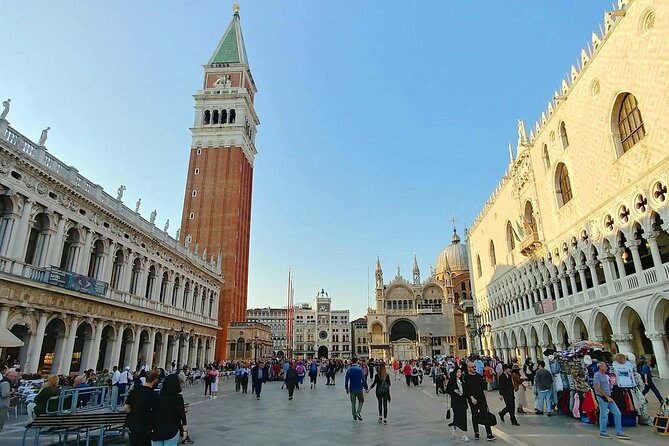 Classic Venice Full Day Tour from Lake Garda