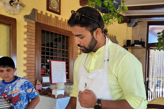 Cooking lesson: tagliatelle, mozzarella and tiramisu