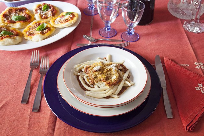 Dining Experience at a local's Home in Santa Margherita Ligure with Show Cooking
