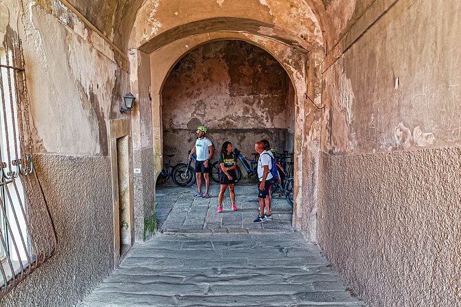 E-bike Experience  Tour of Portoferraio by e-bike