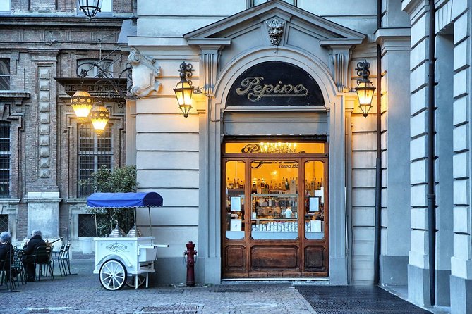 EatinTOur ®, experience a progressive dinner in the most iconic historic venue