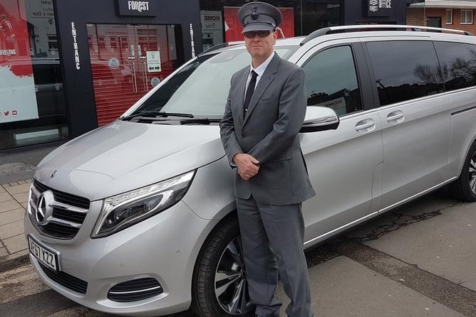 Edinburgh Airport to Glasgow City Chauffeured Hire Driver