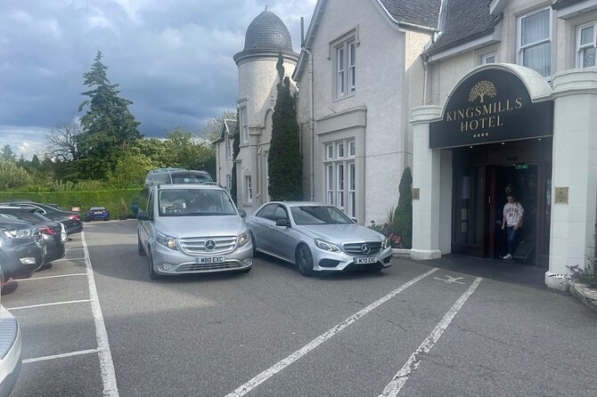 Edinburgh Airport to St Andrews plus return journey private transfer