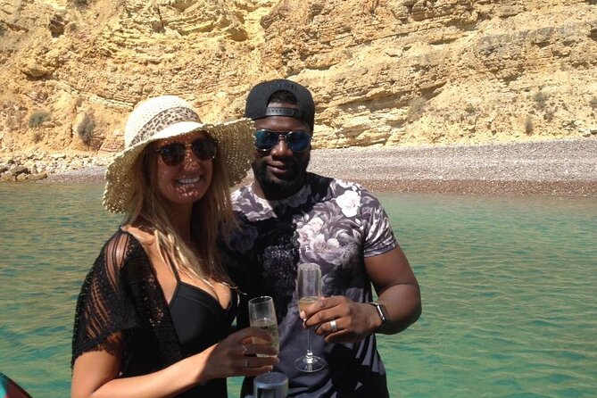 Full-Day Exclusive Boat Cruise with Drinks and Nibbles