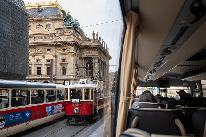 Full-Day Prague Tour with Prague Castle, Lunch and Vltava Cruise