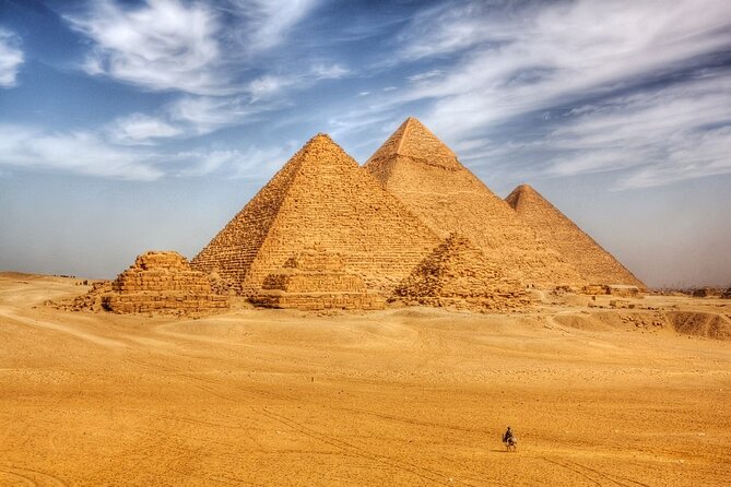 Full Day Private Tour to Giza Pyramids and Grand Egyptian Museum