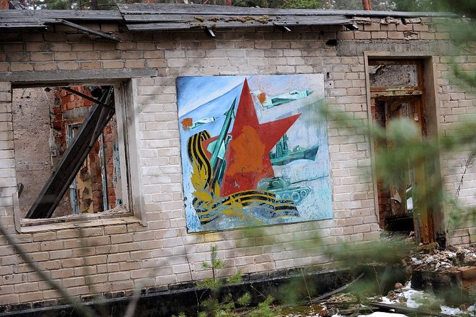 Full-Day Private Trip to Nuclear Missile Base and Secret Soviet Bunker