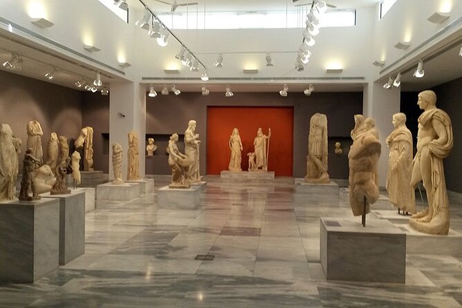 Heraklion port: Shore Excursion (small group-skip the line)
