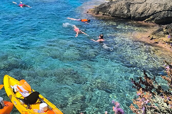 Kayak Tour with Snorkeling and Picnic