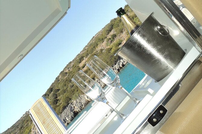 Modern VIP 18 Meter Luxury Sailing Yacht - The Perfect Day