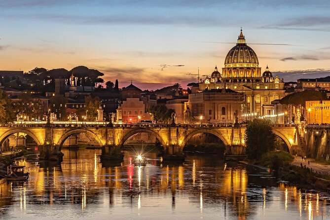 Night Tour of Rome with Local Pizza Dinner and Gelato Experience