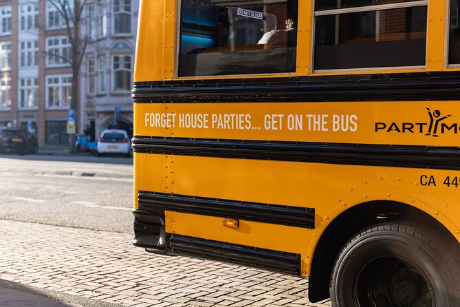 Partybus Amsterdam for 15 persons (1 hour drive)