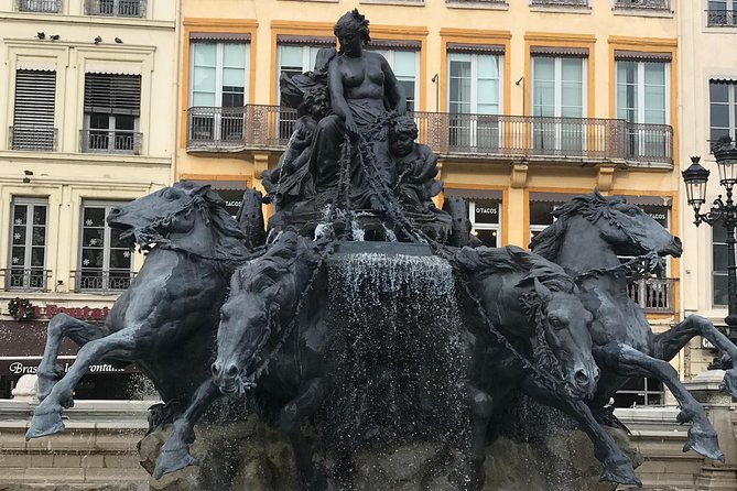 Personalized discovery of historic Lyon