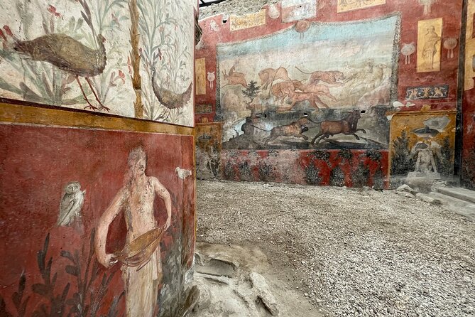 Pompeii Unveiled: 3-Hour Private Tour In-Depth Discovery