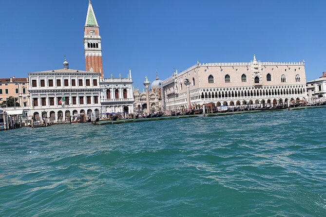 Private Boat Tour with Skipper Sailing the Lagoon of Venice Italy