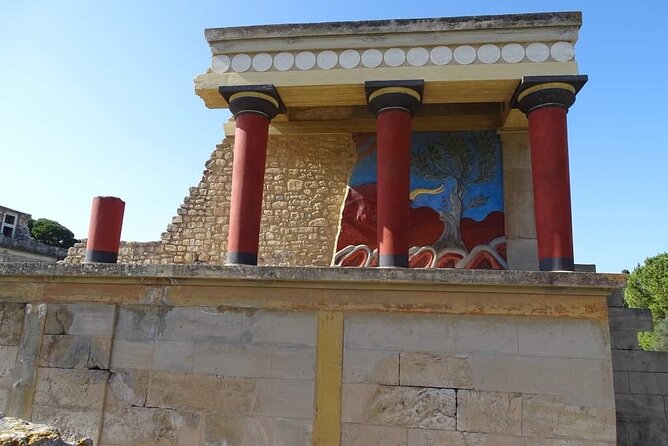 PRIVATE-Knossos Palace-Lasithi-Winery-Old Villages-Olive Oil Mill