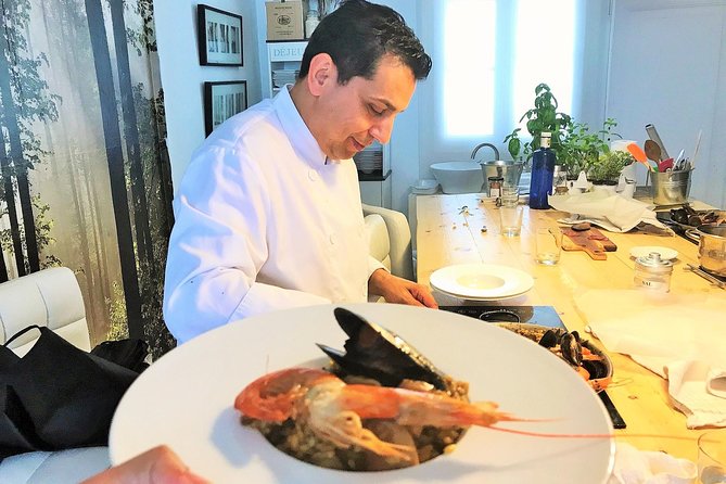 Private Paella Class with Full Dinner Menu