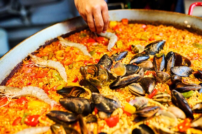 Private Paella Cooking Class and Market Visit with Personal Chef