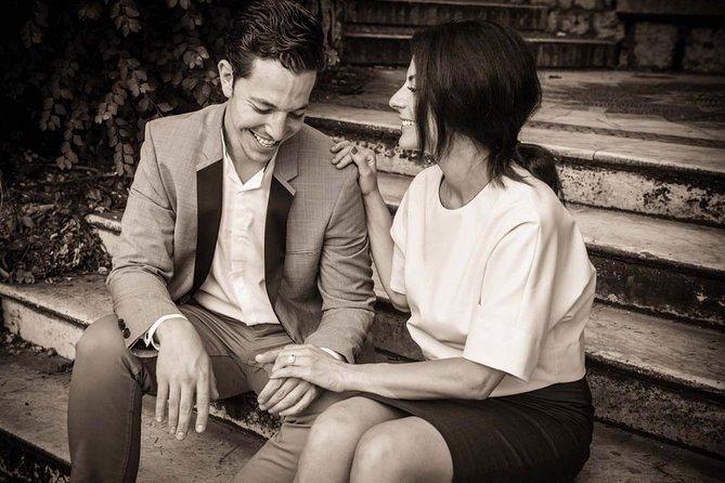 Private Photo Session with a Local Photographer in Nice