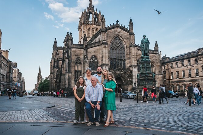 Private Photoshoot with Views of World Famous Edinburgh Castle