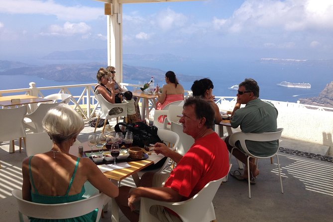 Private Santorini History and Wine Tasting 5-Hour Tour