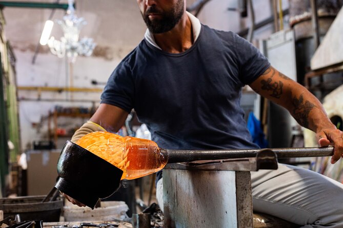 Private Tour: Venice Walk, Gondola, and Private Boat Tour ending on Murano Island with Venetian Lunch and Glass Factory Visit