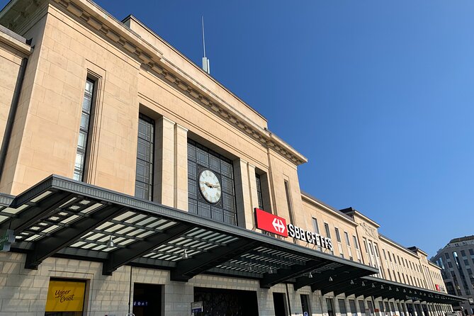 Private Transfer from Geneva Cornavin station CFF to Hotels