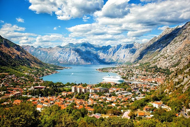 Private Transfer from Marina Aci Trogir to Split Airport (SPU)