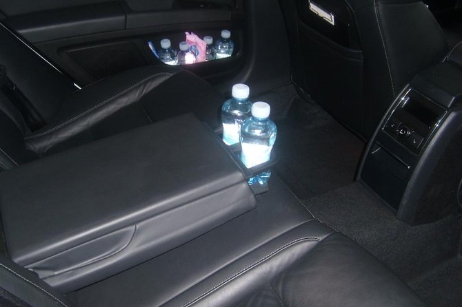 Private Transfer from Prague Airport to the City Centre