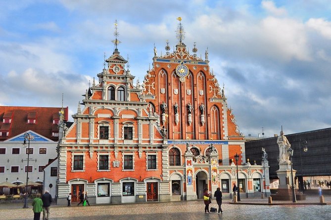 Private Transfer From Riga City Center To Riga Airport