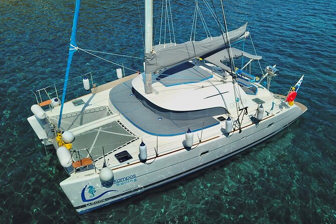 Santorini: Private All-In Catamaran Cruise (Food&Drinks)