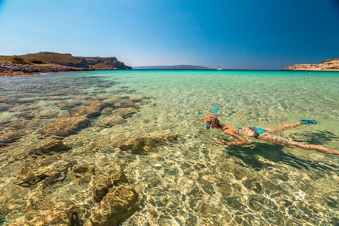 Saronic Gulf Escape: Beaches, Greek Flavors, Relaxation at Sea
