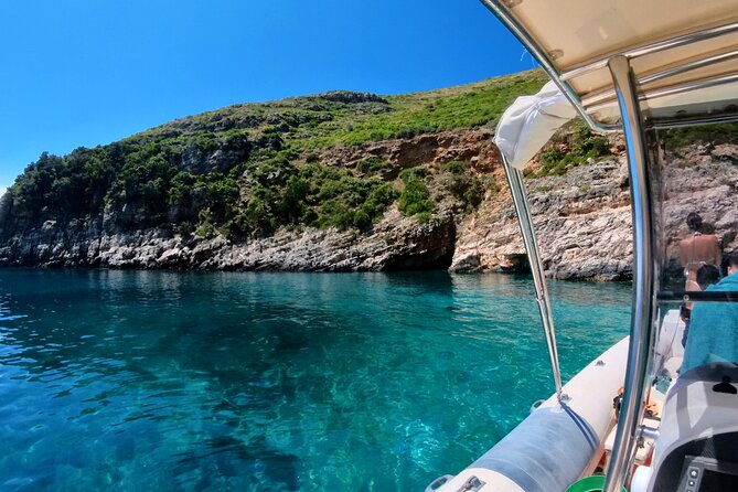 Snorkeling Experience of Dafina Bay & Bear's Bay